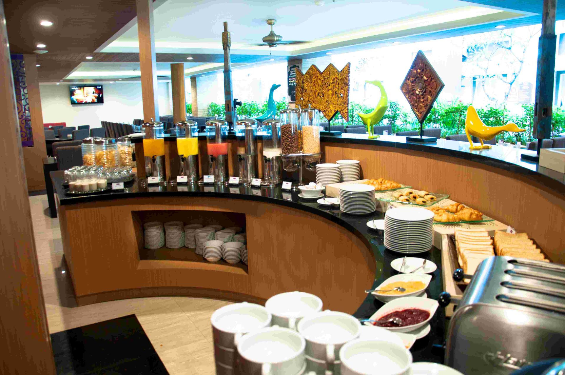 Quest San Denpasar Hadirkan Pengalaman Sarapan Unik dengan 100 Item ...